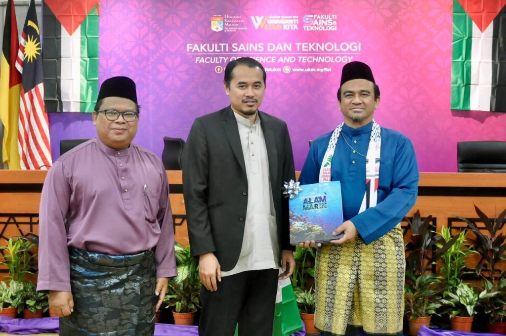SOLIDARITI PALESTIN PEMIKIR DI FAKULTI SAINS DAN TEKNOLOGI, UNIVERSITI ...